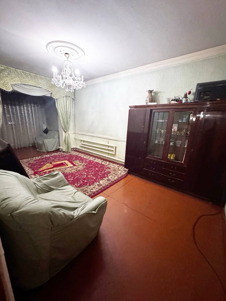 Продается 4х ком срочно Сергели 93 м2