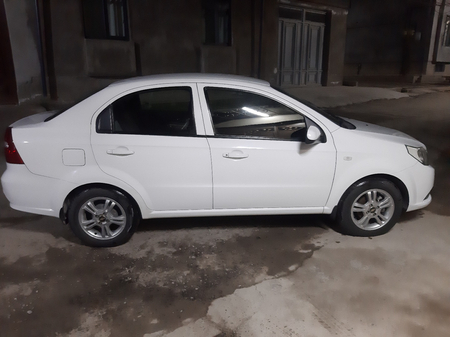 Nexia 3 yil-2019  rangi OQ