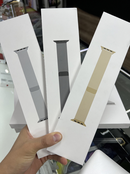 Milanese loop series 7/45 gold/silver/gragite