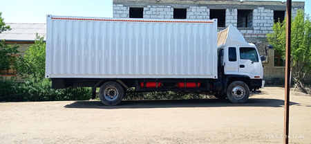 Isuzu 10 tonnali