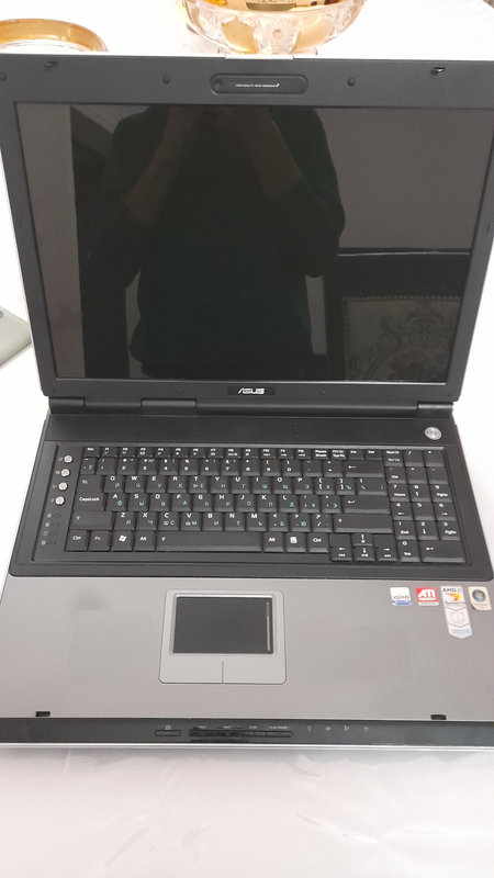 Noutbuk ASUS A7u