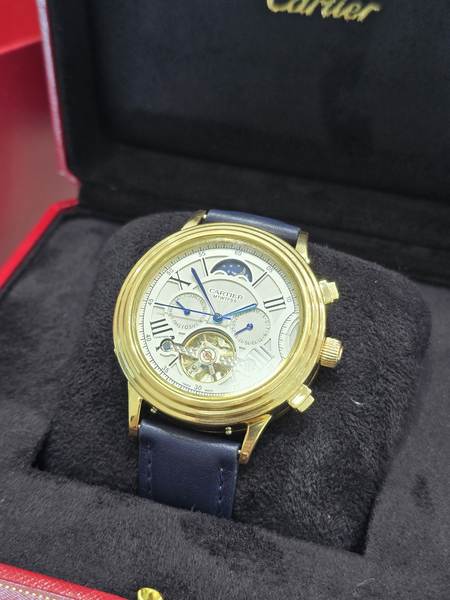 Максимально крупные в диаметре Cartier 48мм, для крупных мужчин