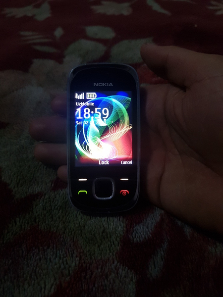 Nokia       7230