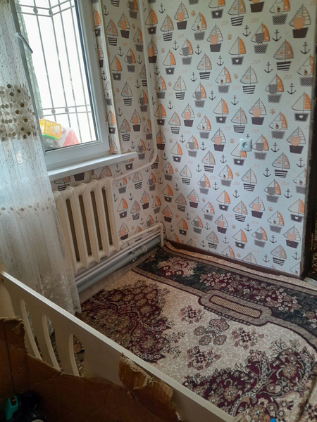 Срочно аренда квартиру Массив Феруза  2в3/2/4 балкон 1.5/3