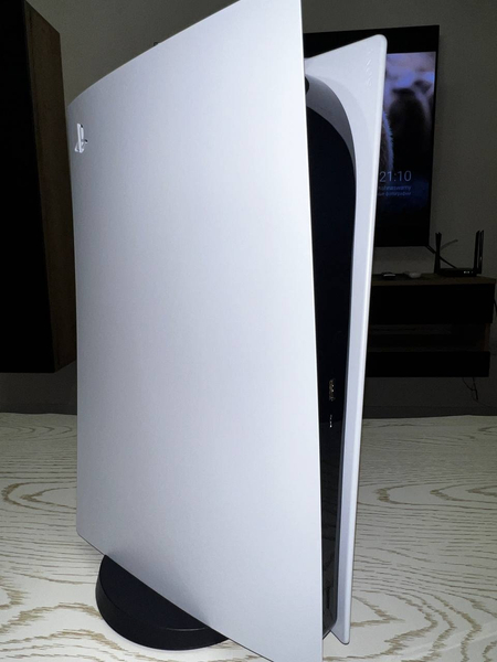 Ps5 sotiladi uyinlari bilan