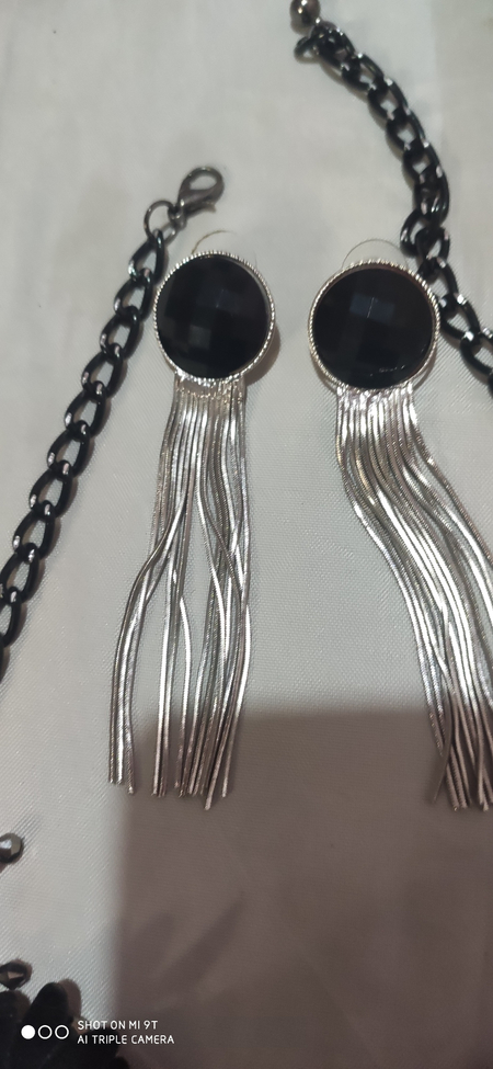 Продам колье и серьги