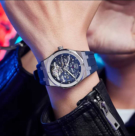 модные часы Automatic