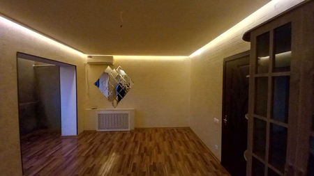 СРОЧНО Продается Своя 2/4/4 К-Камыш 2/4 Тансыкбаева базар галерейка