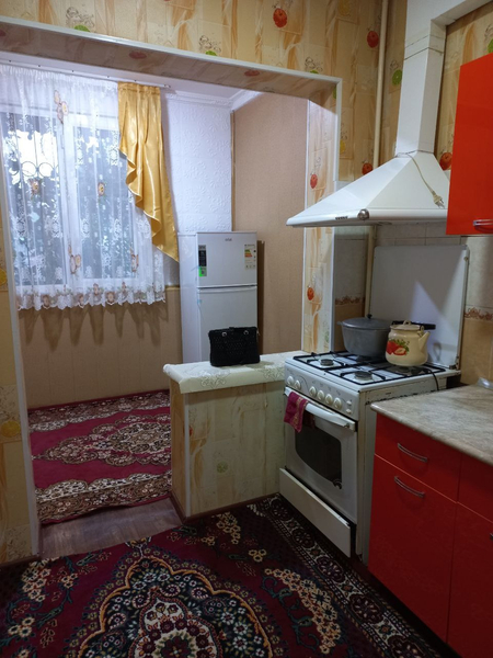 Аренда коракамиш 2.хонали оилага берилади расмдаги уй тоза ремонт