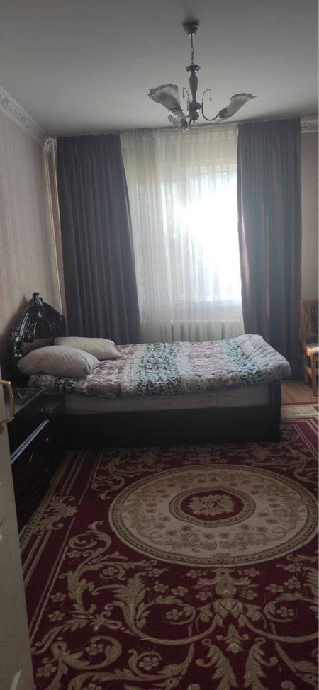 Срочно. Чиланзар 17.  2/1/4.  Продаю