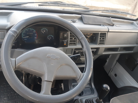 Chevrolet damas sotiladi.