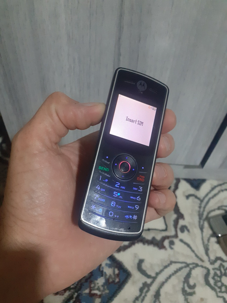 Motorola w175g sotladi uz imeya 30 kun