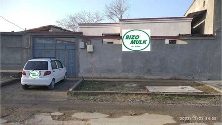 Назарбекда ховли сотилади. NR494/87