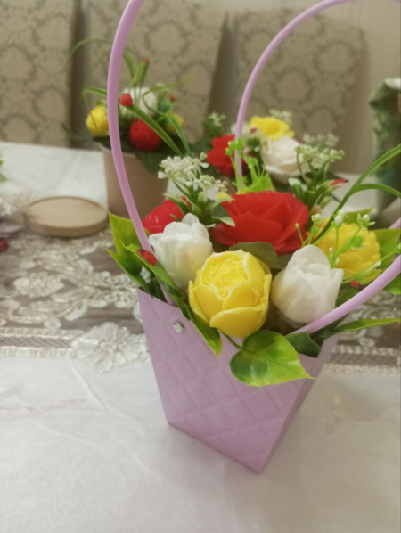 Sovunli gullar sovgʻa uchun