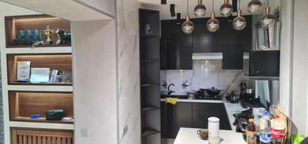 Чиланзар 5. Продажа 3комнатная квартира. 1й этаж. Кирпич. Огород.