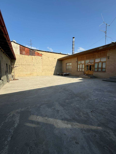 № 1357 Дом  Помещение вдоль дороги 4,5соток по ул. Пенджикентский
