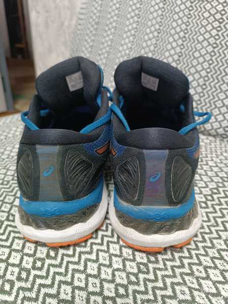 Кроссовки ASICS оригинальные