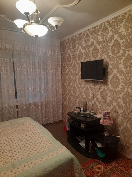 Сдам в аренду 3/2/9 на Авиасозлар 4, с мебелью и техникой. Своя.