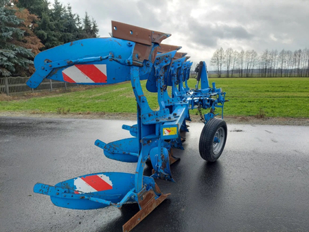 Lemken europal 7. Plug sotamiz