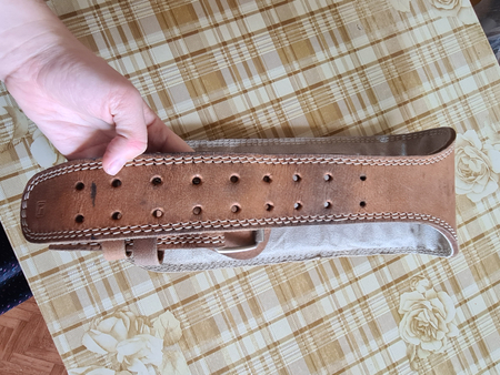 Атлетический пояс ( кожа ) ПРОДАЮ СРОЧНО