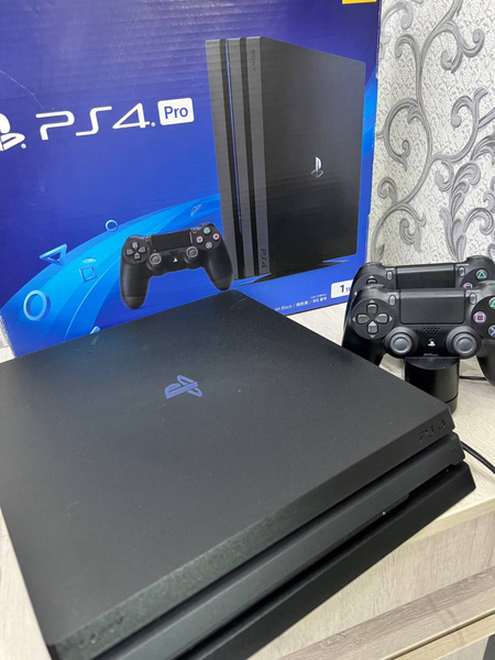 Playstation 4 pro 1tb