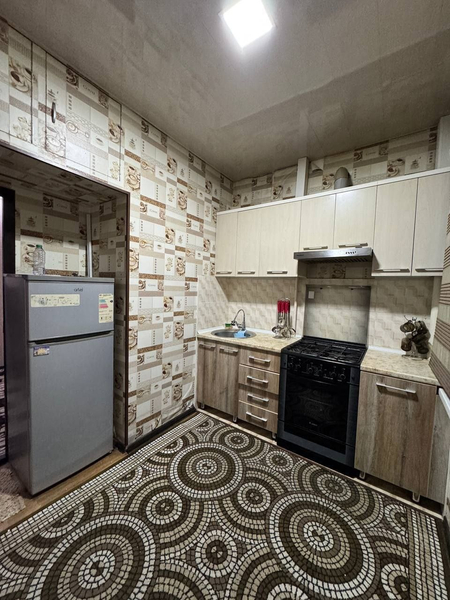 * Учтепа Такачи 1в2/3/5 Площадь 45м² Ориентир Исроил Хожи ота туйхона