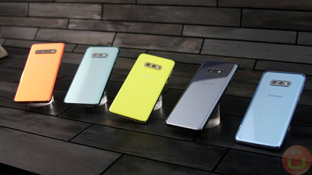 Samsung Galaxy S10e. Hotira 128 GB. Garantya beriladi