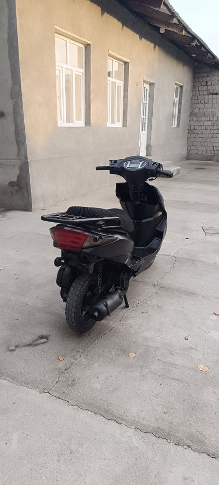 Skuter wasat 125 tali скутер