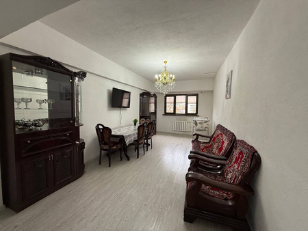 Юнусабадский район Ц-5  2х ком/5этаж/9  Галерейного типа! 60м²