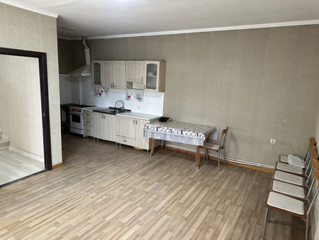 Юнусабад, Сабзавот махалля 4 сотик, 5 комнат, 2 санузла