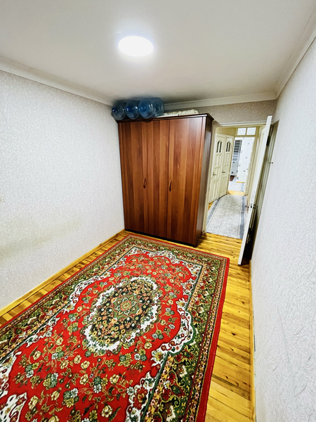 Квартира срочно сотилади! 3 хонали, балкон 2*6