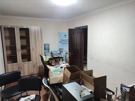 Вдоль дороги Чиланзар2 40м² 2 комнаты + подвал без мебели ул.Чапонота