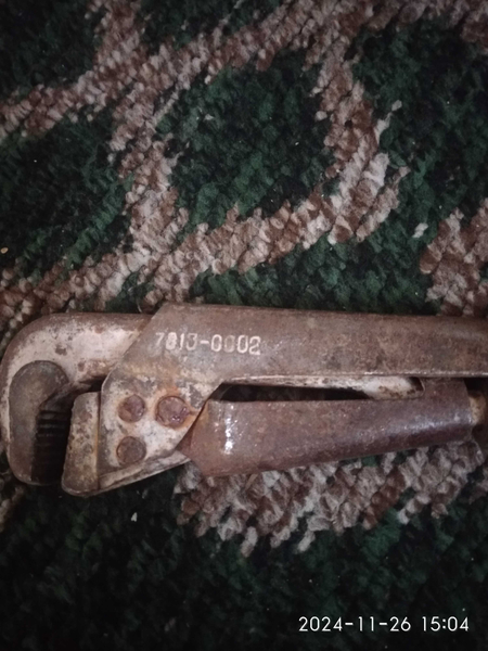 Продаётся газовый ключ 3