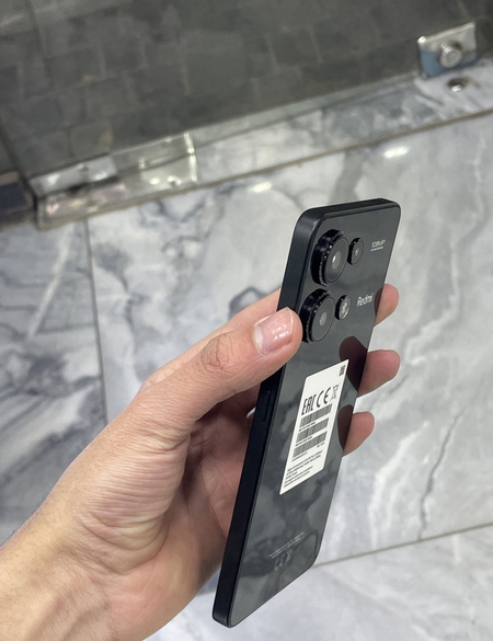 Redmi not 13  8/256 Black