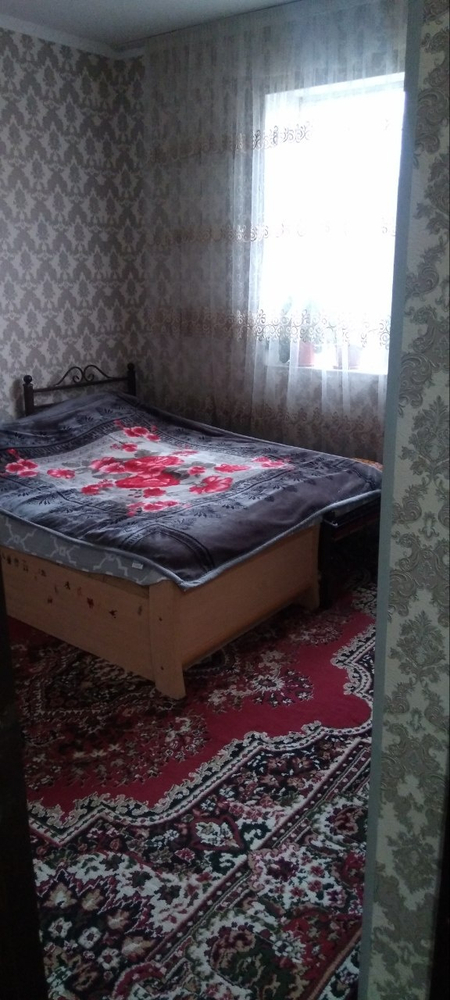 3 xonalik kvartira sotiladi