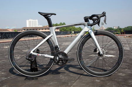 Единственный Узбекистане самый ФУЛЛ комплектация R12pro-Disc Carbon
