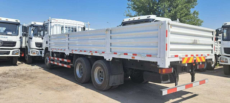 Shacman L3000 7,5 metrli bortovoy yuk mashinasi sotiladi 2024y.