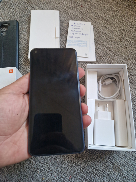 Redmi note 9 sotiladi