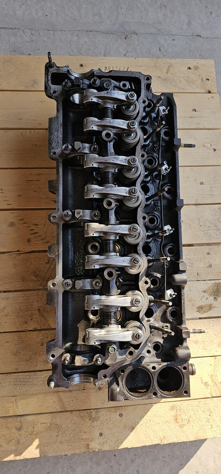 Головка блока Isuzu 5 тонник(дизель)