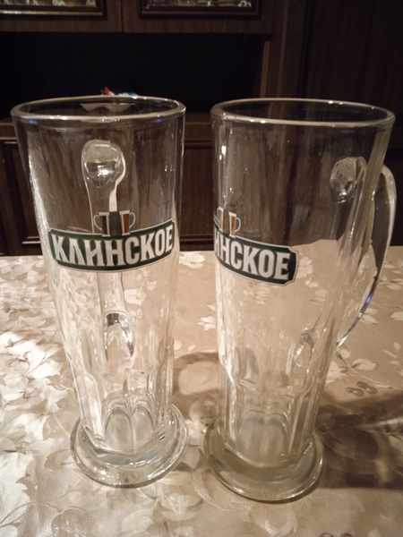 Очень милые кофейные сервизы и кружки для пива.