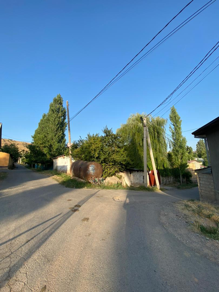 дом Чарваке около бочка