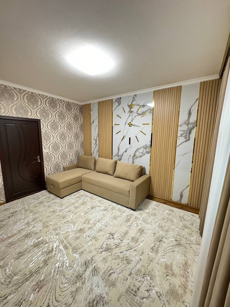 Продаётся квартира Чиланзар 7 квартал 2-4-4