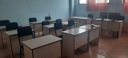 Укув курслари учун таер стол стуллар 10 дона комплект