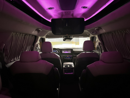 KIA Carnival HiLimousine машина для семьи и для комфорта