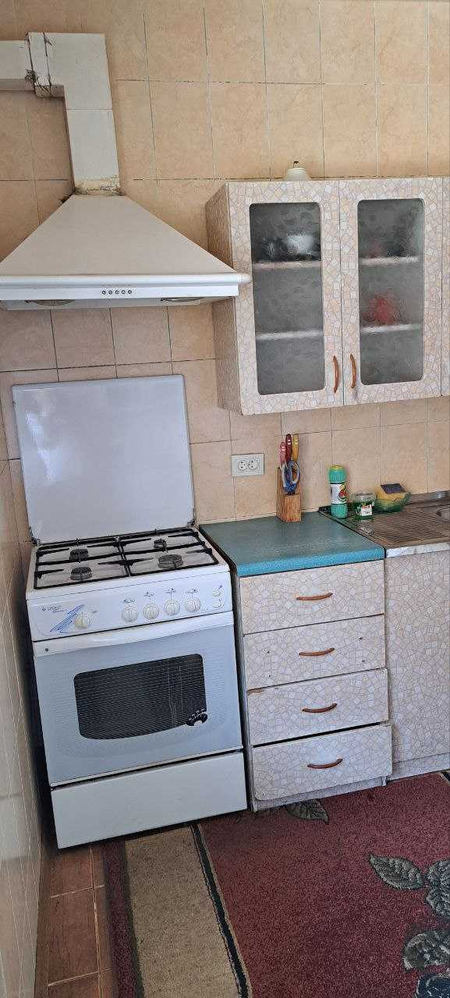 Сдаётся в аренду кв в Сергели 7 рядом станция метро Сергели.