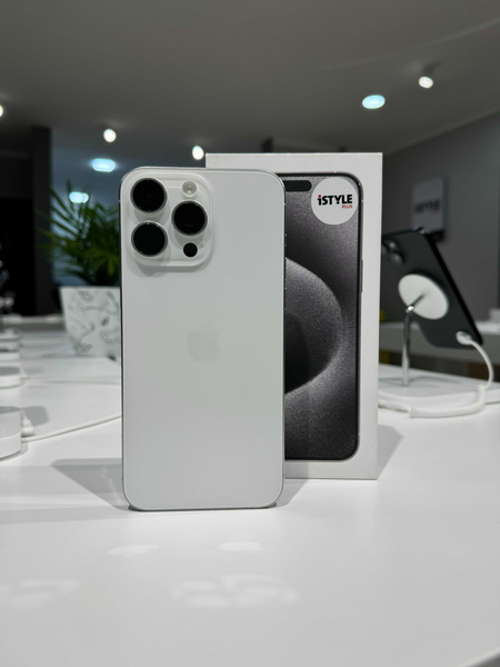 iPhone 15 Pro Max 256 GB White Titanium HALOL NASIYA