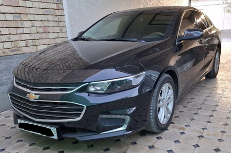Malibu 2.4 atmasferni srochna sotiladi