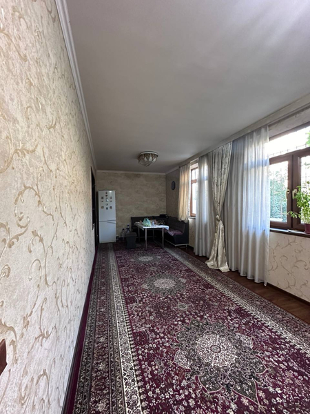Чилонзор ц банкски 130 кв 165000уе