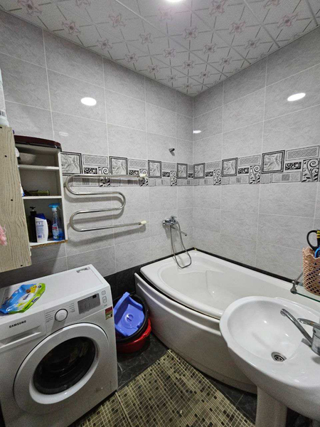 2 xonali 75m² 5-qavat uy sotiladi