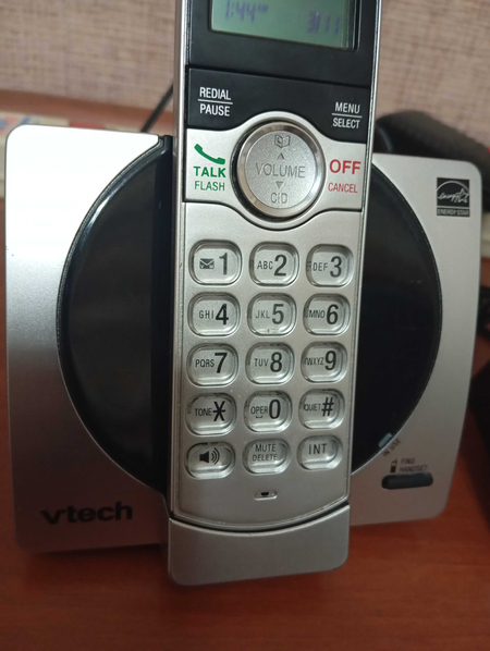 Продам радиотелефон VTECH.Две трубки на один телефонный номер.